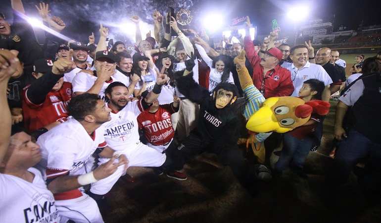 TOMATEROS FESTEJAN EN EL NORTE - Equipo de Béisbol Club Tomateros de ...